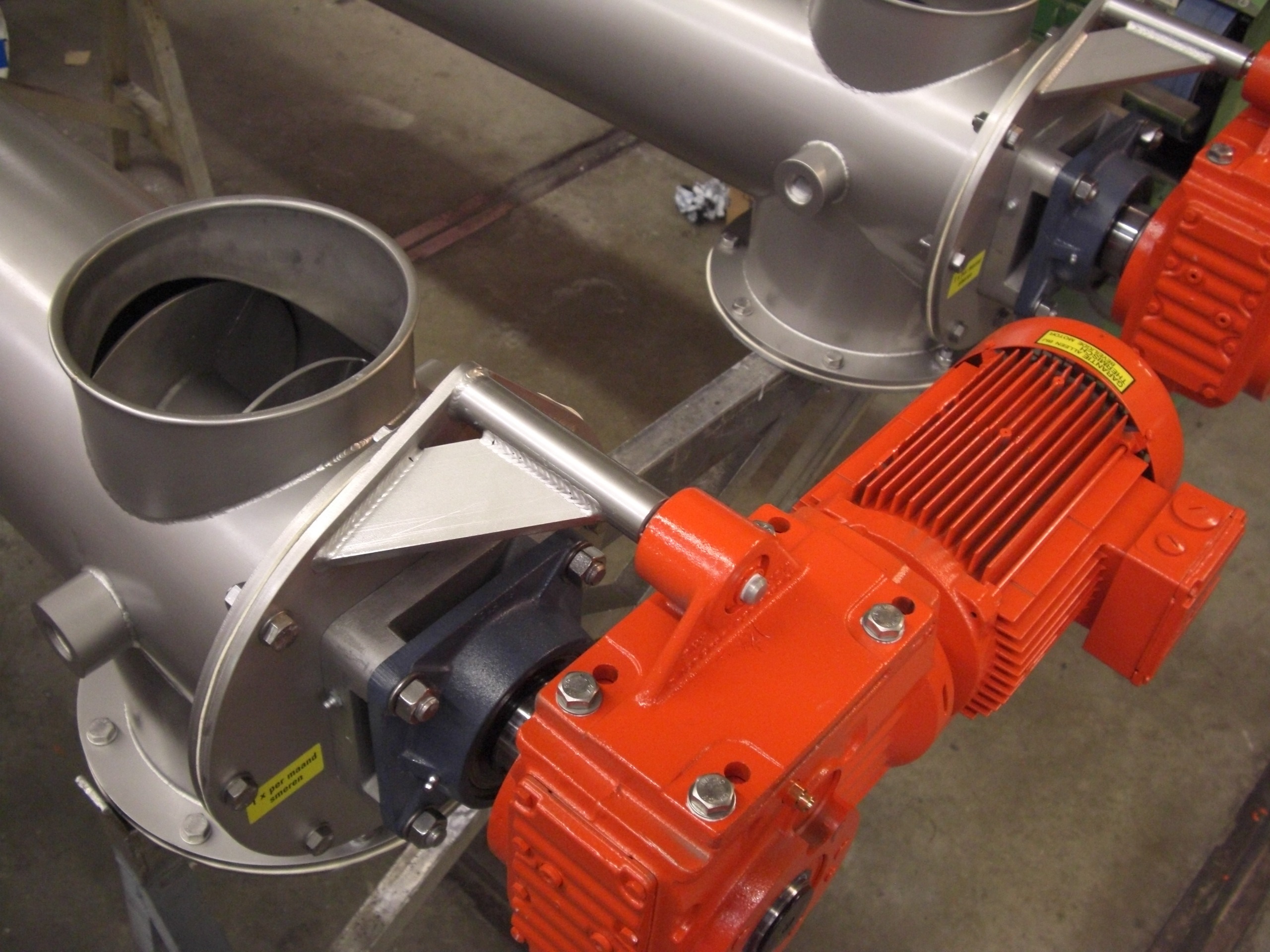 - Van Beek Schroeftransport